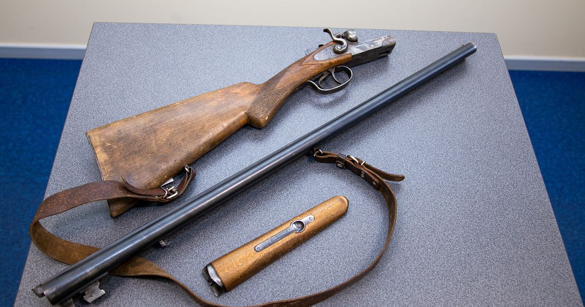 Ebaseaduslikud relvad jõuavad politseinike kätte eri teid pidi