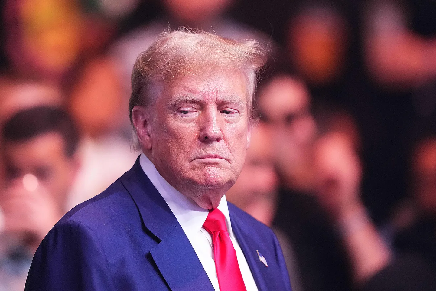 Tramps draud ar savu sekotāju reakciju, ja viņam piespriestu cietumsodu