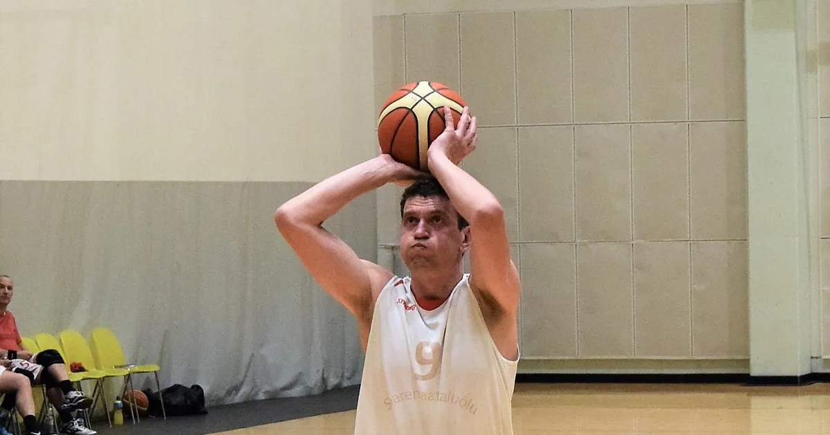 Korvpalli Saaremaa meistrivõistlustel seenioridele jätkab liidrina Pihtla