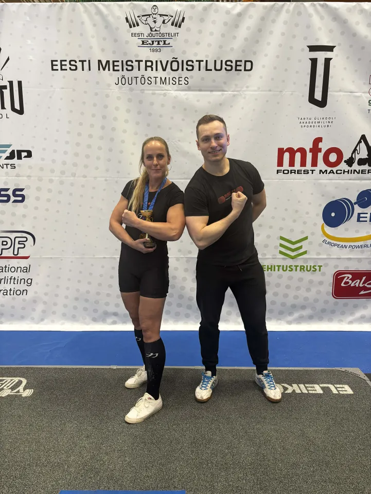 VIDEO Saarlanna Keidi Kiil püstitas meistrivõistlustel Eesti rekordid ...