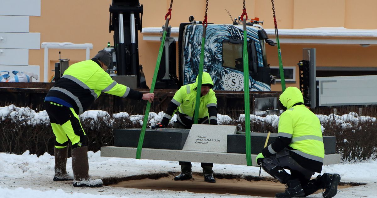 Kohtla-Järve hakkab uurima punamonumendi teisaldamise seaduslikkust