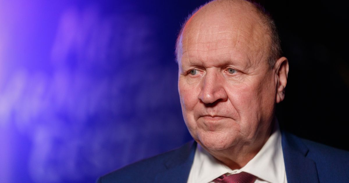 Petitsioon «Mart Helme riigikogust välja!» kogub allkirju