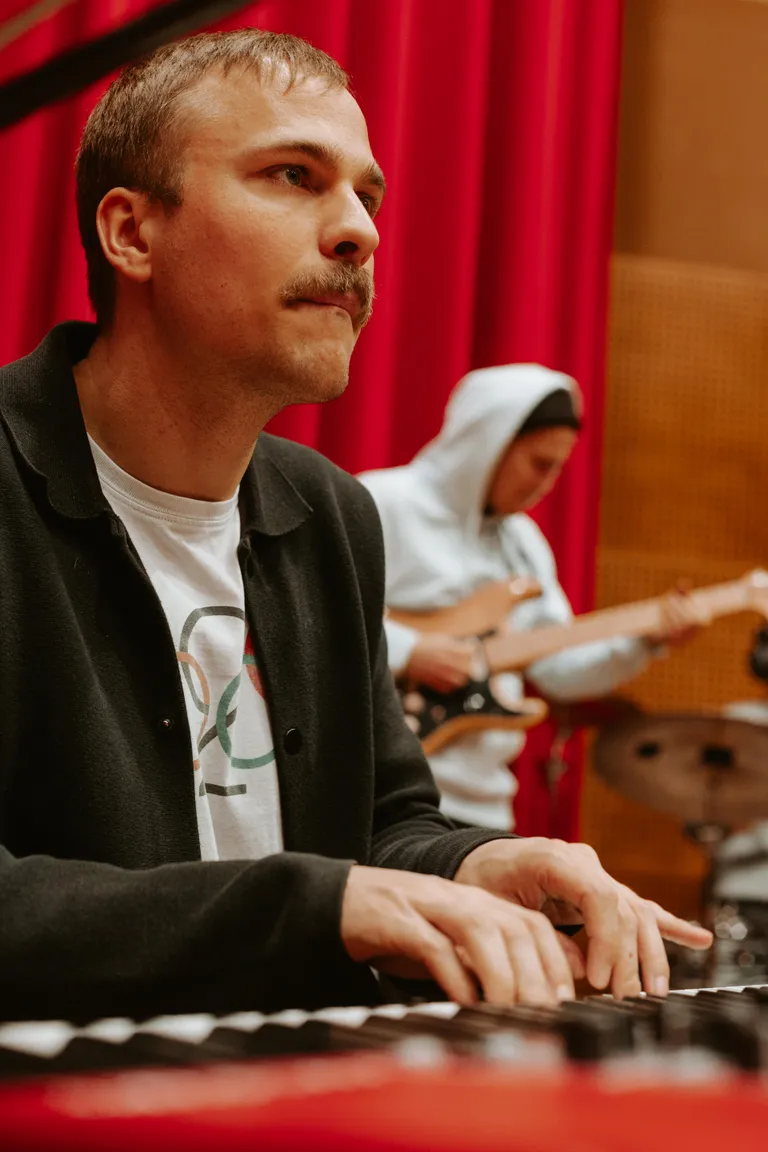 Muusik Valter Soosalu valmistub suve suurkontserdiks, kus laval ei ole ...