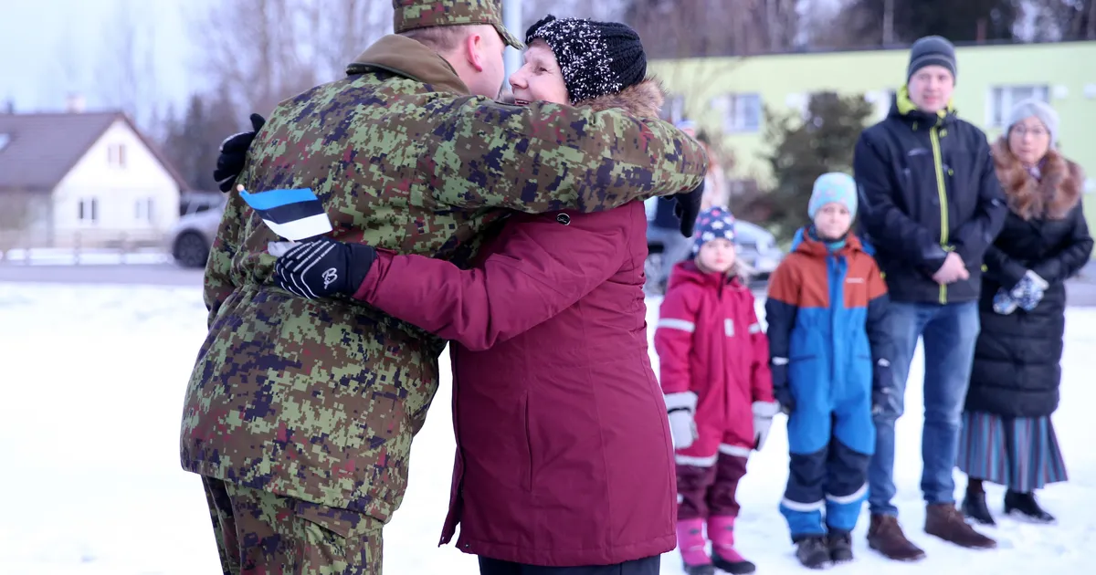 GALERII JA VIDEO Iseseisvuspäev algas Rahingel piduliku lipuheiskamisega