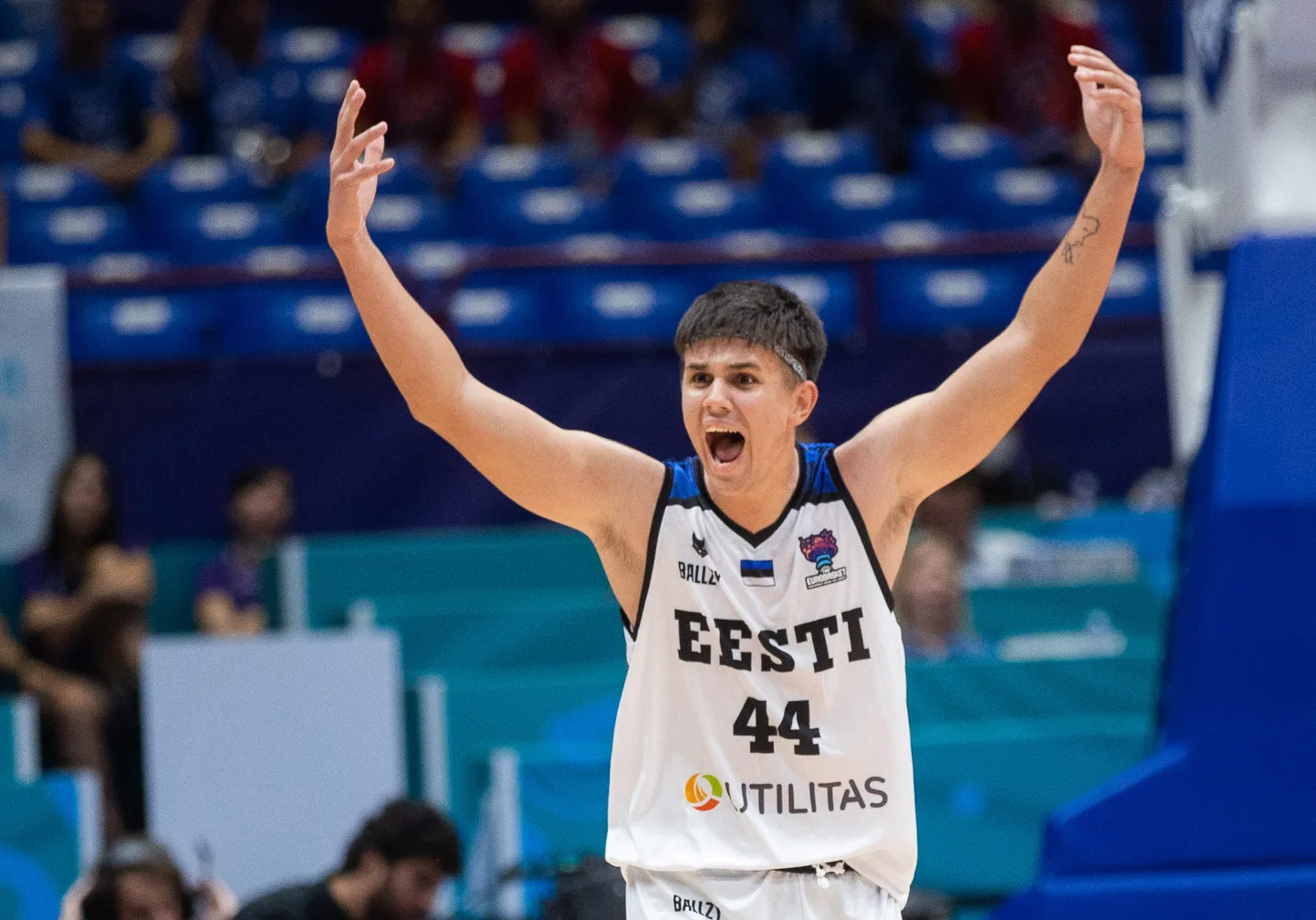 RETRO EM 2022: uus põlvkond jäi esimesel katsel nappide kaotuste tõttu ...