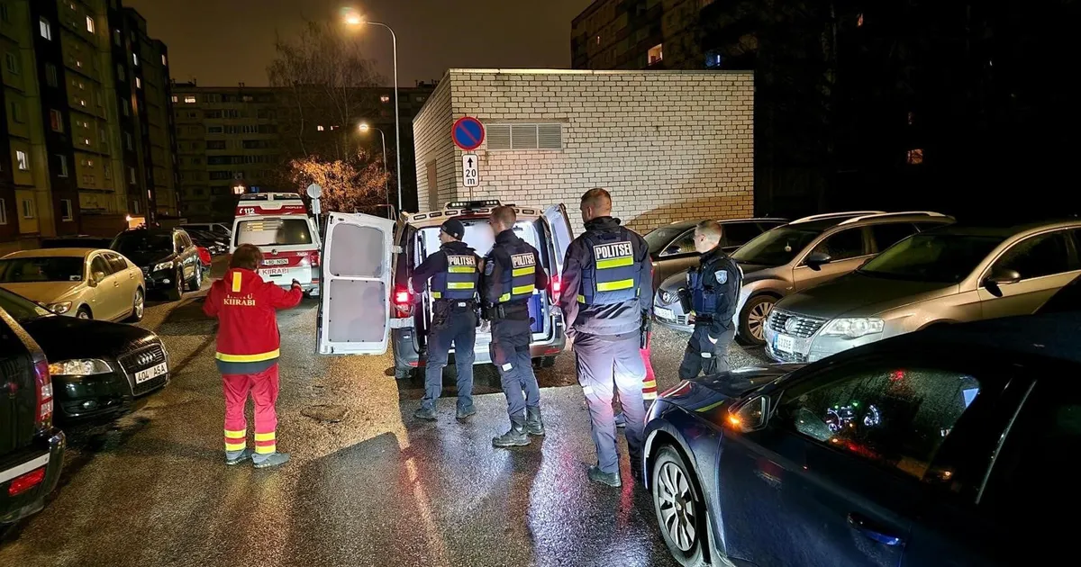 PILDID Vanem mees lõi Annelinna kortermaja trepikojas teist meest noaga