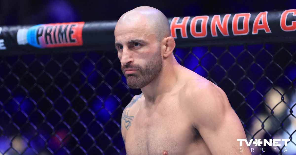 VIDEO Ēras beigas! Viens no pēdējo gadu dominējošākajiem cīkstoņiem pēc ...