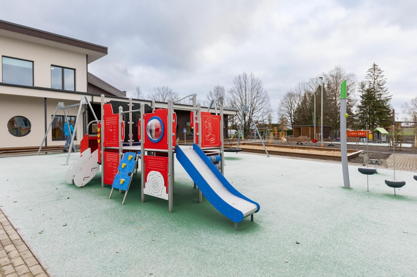 Uus aasta toob Viljandi lasteaedadesse kohatasu ja toidupäeva kallinemise