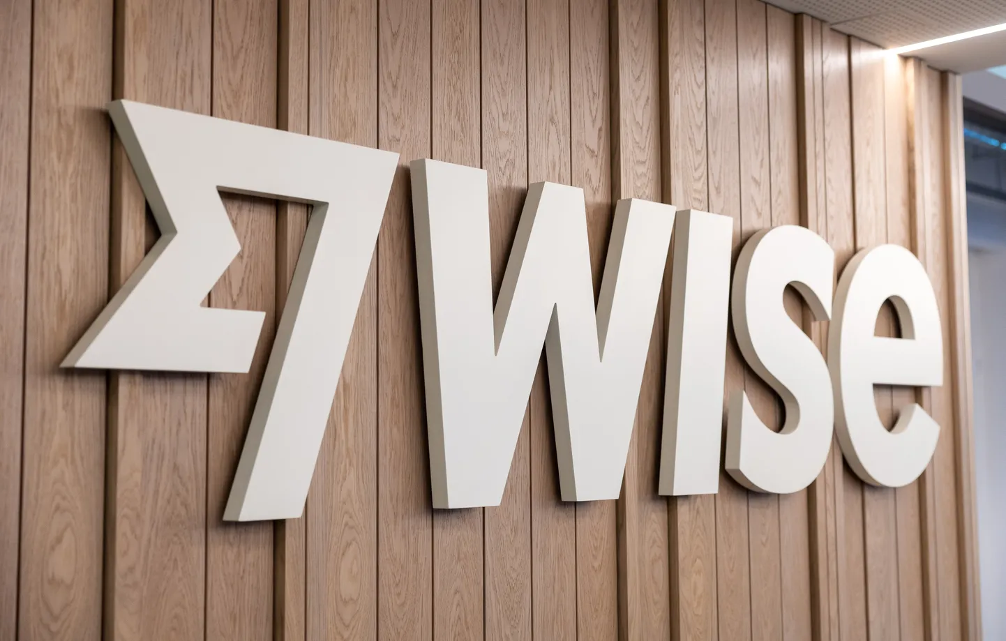 Wise hit with 4.2 million US dollars penalty for violating anti-money ...