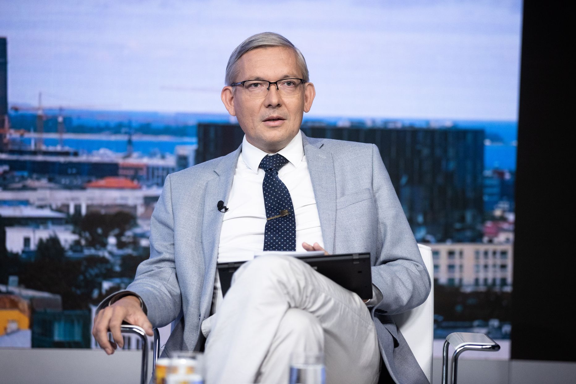 MART RAUDSAAR Pole inimest, pole probleemi