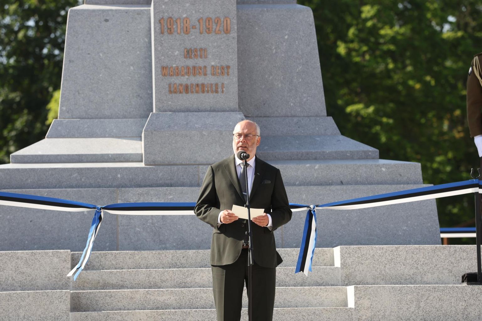 Карис: существование государства требует достойного поведения от тех ...