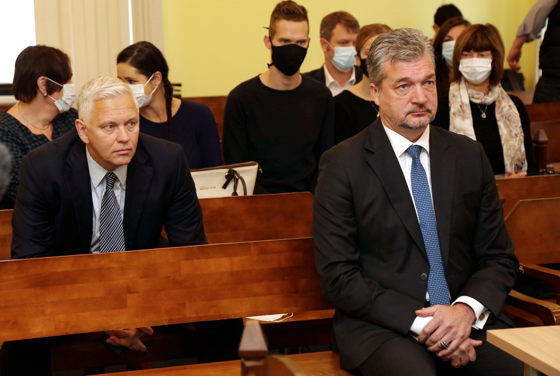 Bijušajam Saeimas deputātam Zakatistovam un uzņēmējam Tamužam ...