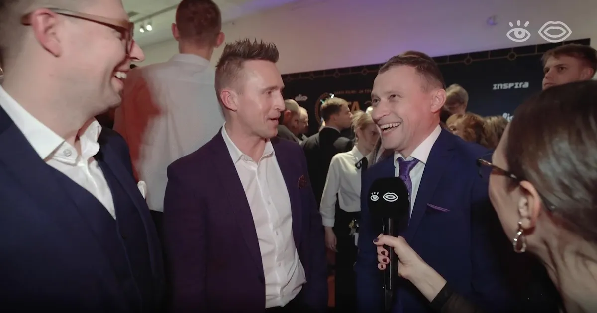 VIDEOINTERVJUU Kogu seltskond puhkes naerma, kui Noorkuu ansambli liige ...