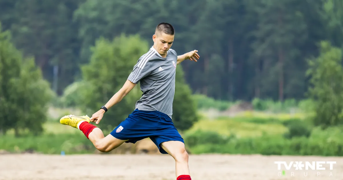 Latvijas U-21 futbola izlase EČ kvalifikācijas turnīru uzsāk ar uzvaru