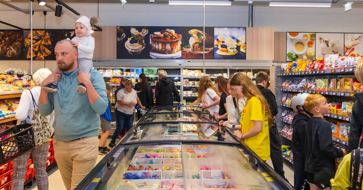 GALERII JA VIDEO Pärnumaa külla tuli uus pood ja ligemale 20 töökohta