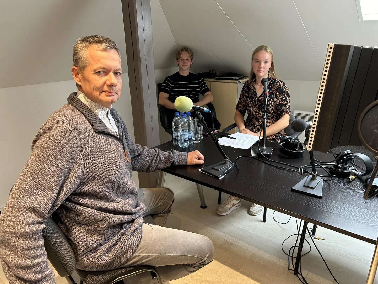 "RISTKÜSITLUS" „Saaremaa ei vaja tuhandet uut ametnikku, vaid ...