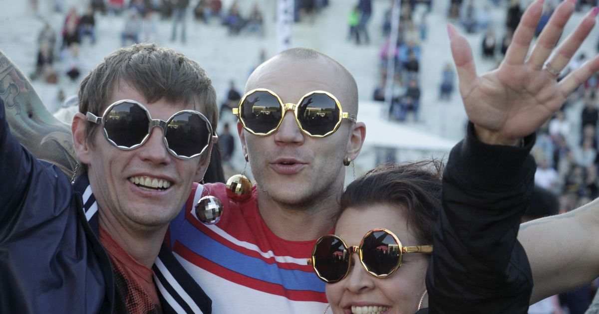 Video ja pildid: festivalil We Love The 90s rokkis ennastunustavalt ...