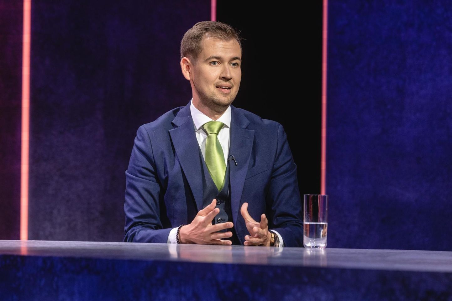 Robert Sarv BSH raamatumüügi peatamisest: ilmselt oli soov Brigittet ...