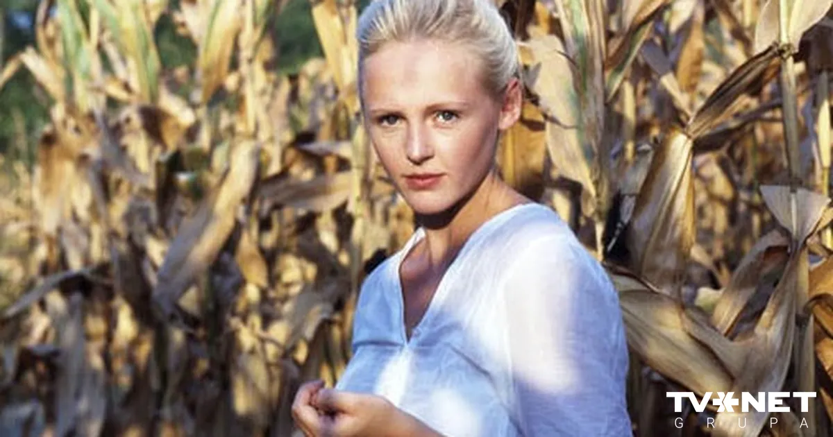 Laura Marling "Alas I Cannot Swim"