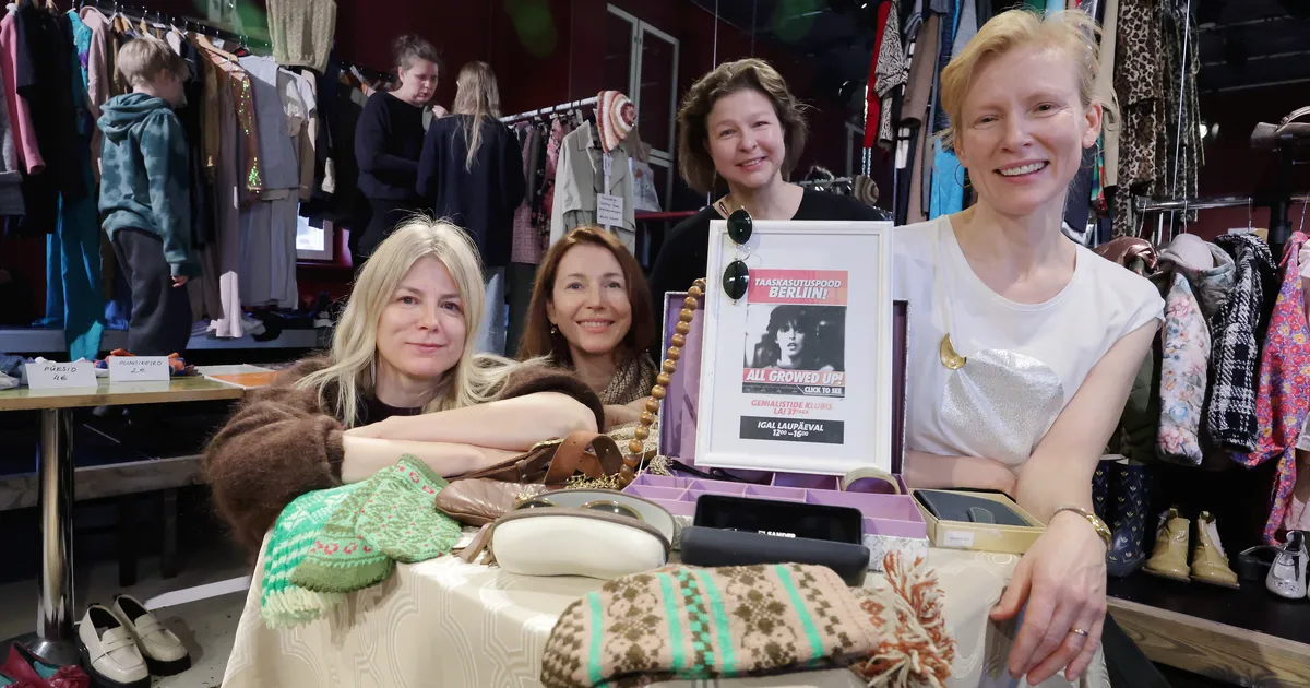 GALERII Uue Teatri kirbuturg tõi vanad sõbrad kokku