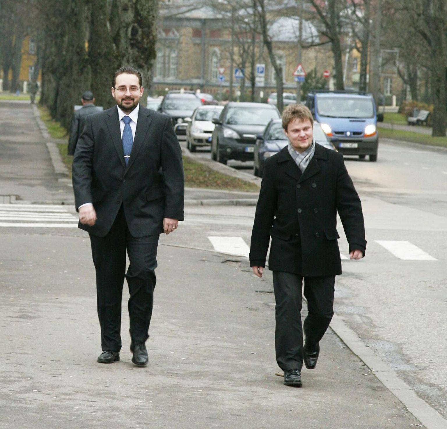 Kapo kahtlustab Pärnu abilinnapead Simmo Saart hanke kallutamise katses ...