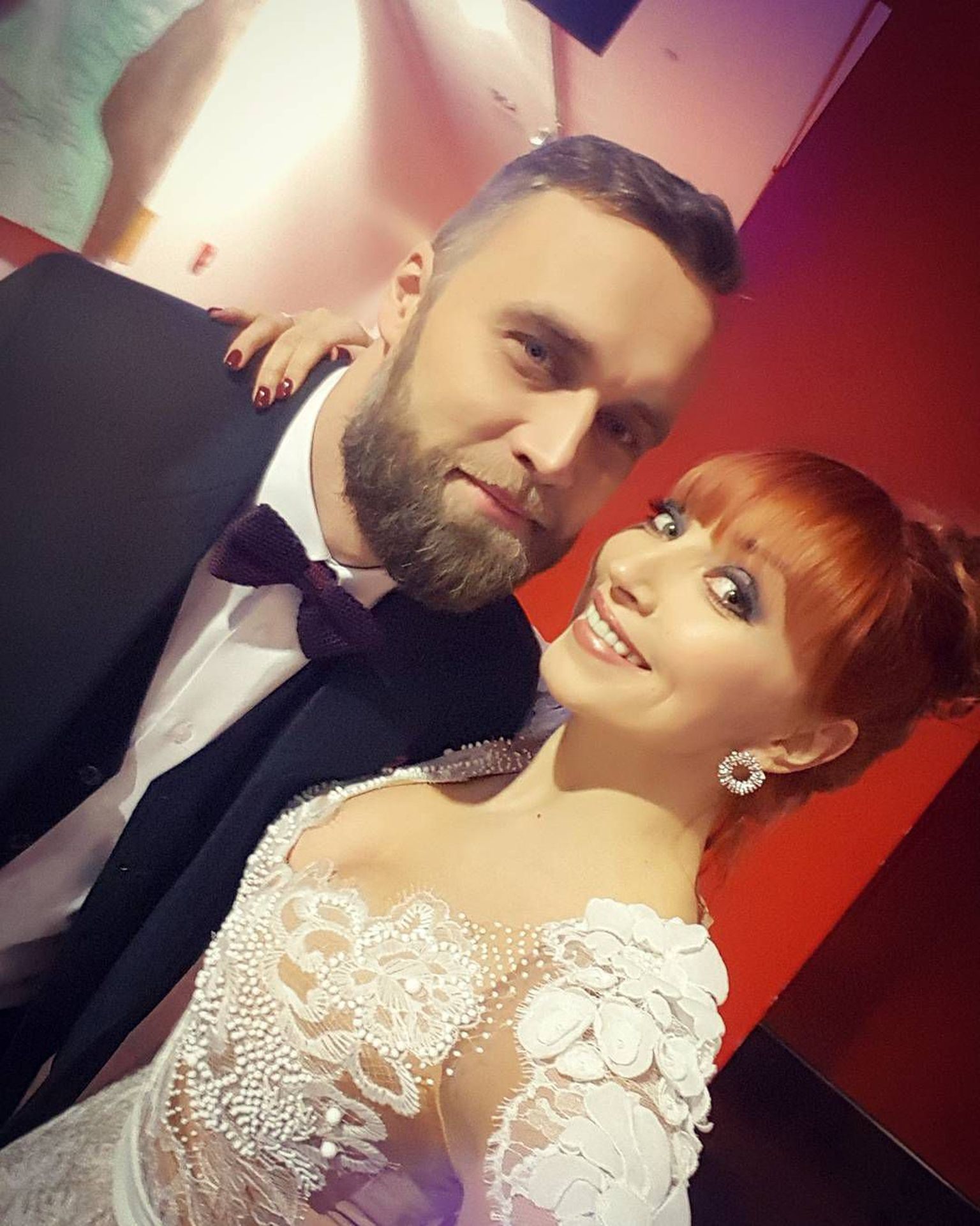 Imelised fotod! Tanja Mihhailova-Saar ja Mikk Saar tähistasid esimest ...