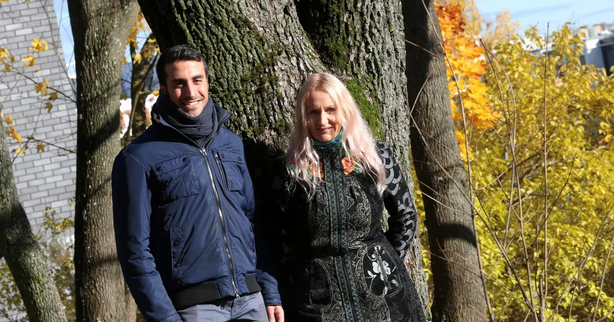 Tenor Germán Gholami ja produtsent Merle Kollom liiguvad suurte lavade ...