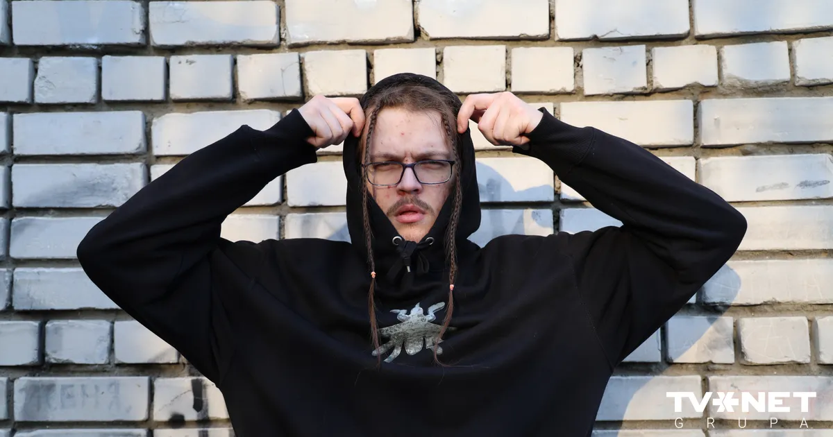VIDEO Ods laiž klajā singlu “ REDZ KĀ!”
