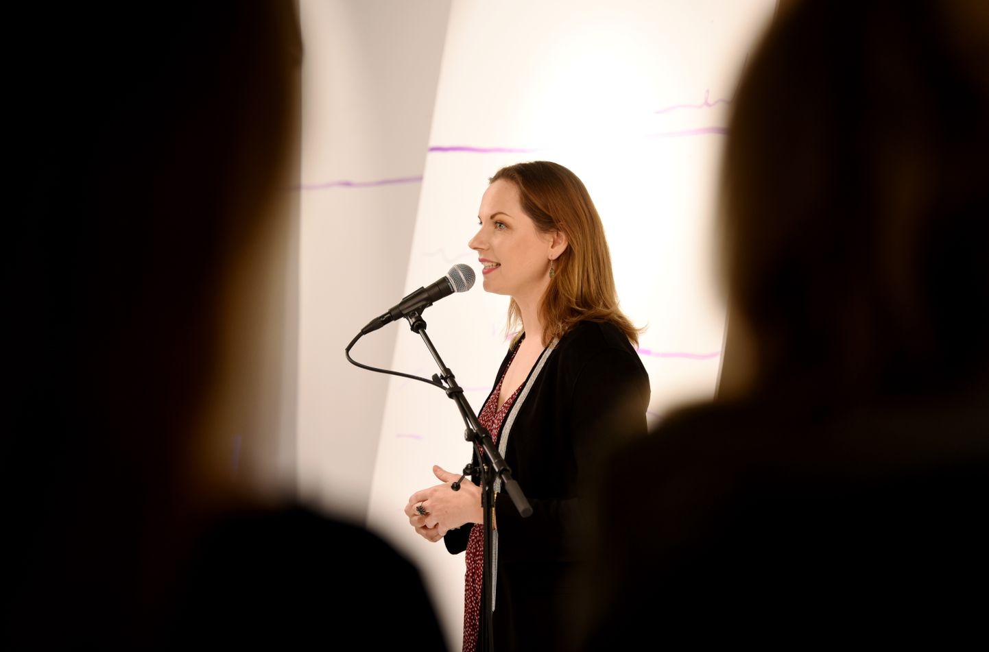 Ingai Tropai izveidojies dienesta romāns