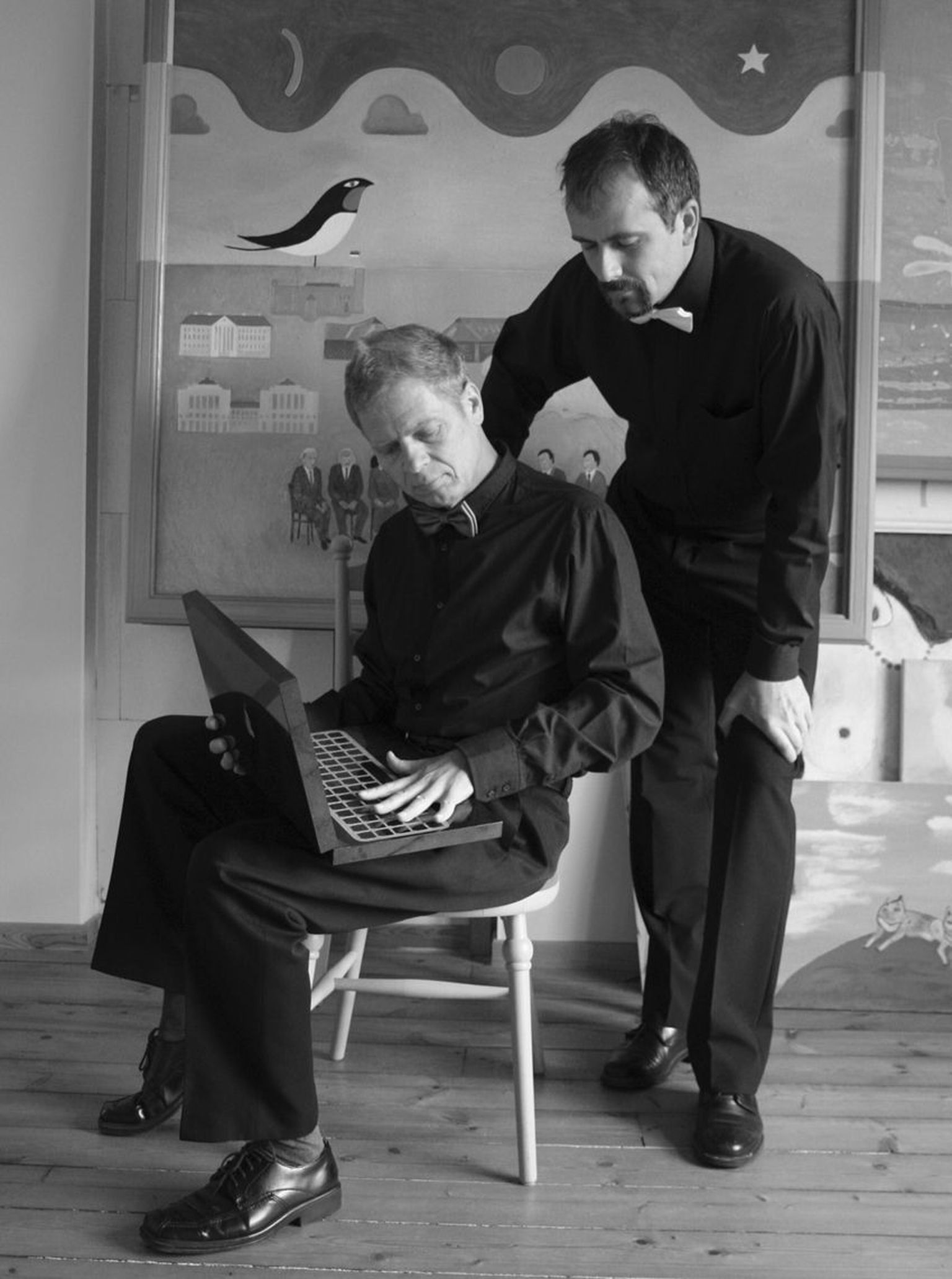 Teet Suur ja Riho Hütt avavad Helsingis näituse