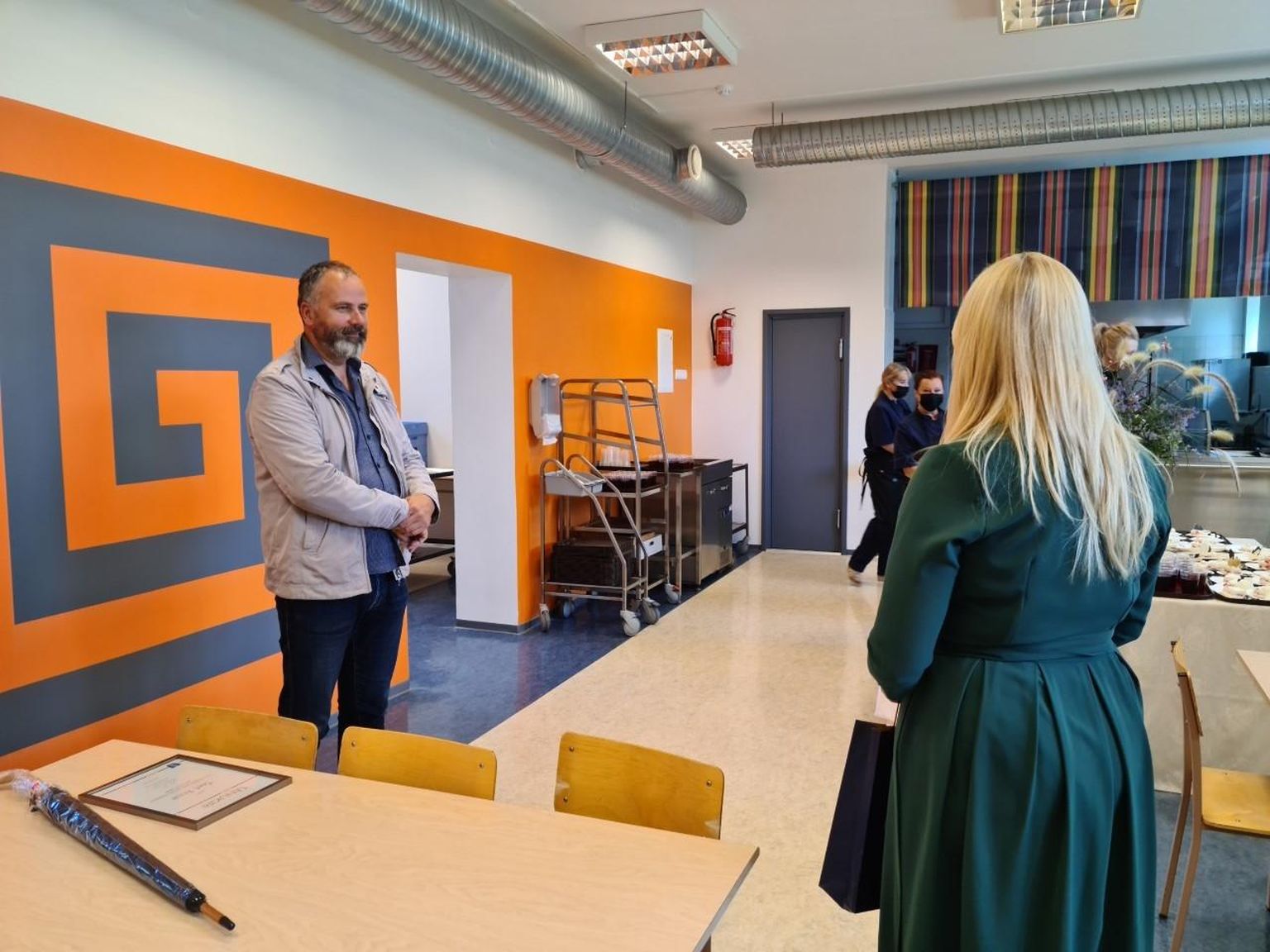 Kunda ühisgümnaasiumi söökla seinailu kujundas kunstnik