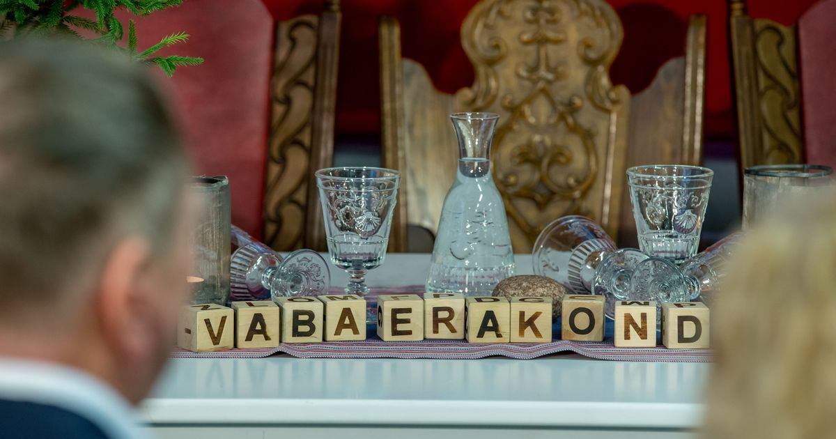 Põhiseaduskomisjon ei algata eelnõu erakondade rahastamise kärpimiseks