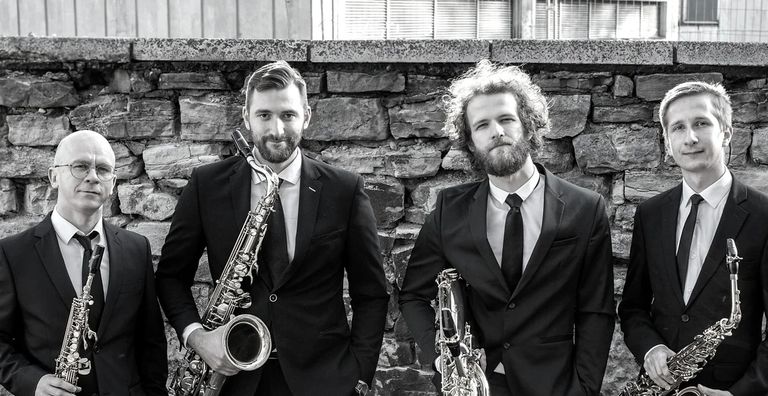 “Sansusī mūziķu kautiņu turnīrs” – saksofons pret vibrafonu un ...