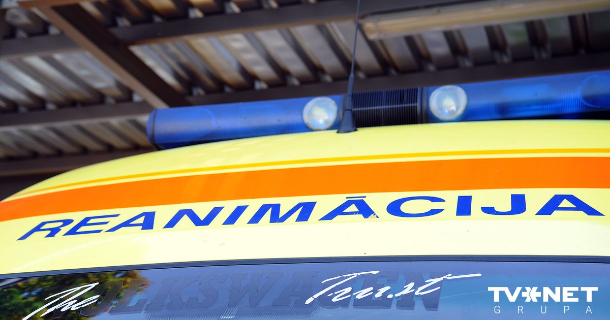 VIDEO Iedzīvotāja Rīgā konstatē, ka NMPD brigāde rupji pārkāpj noteikumus