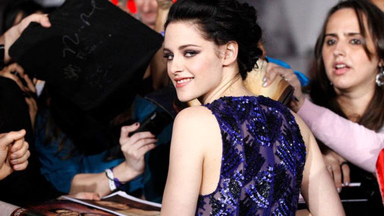 Skaties "Sniegbaltītes" pirmo reklāmas rullīti!