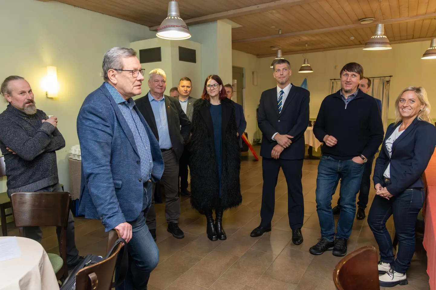 Põhja-Sakalas võimukõnelusi pidanud kvartetist jäi allkirjastamise ...