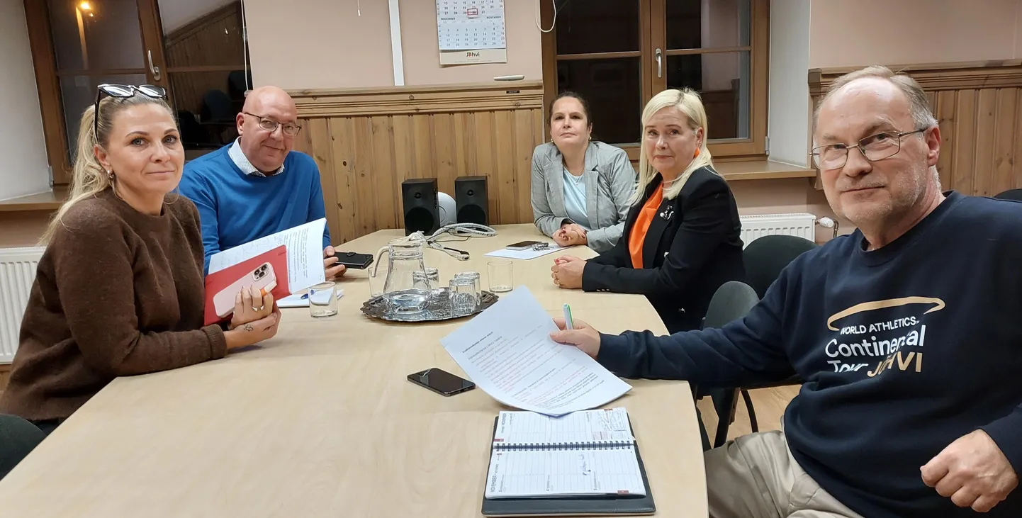 Jõhvi viisikliidu võimulepe saab teisipäeval allkirjad