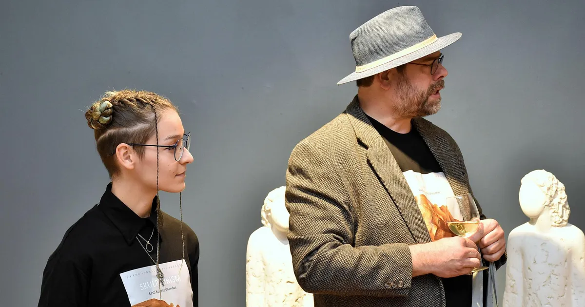 Kohver Tiit Madissonile ja süda tüdrukule: aastanäitus toob Pärnusse ...