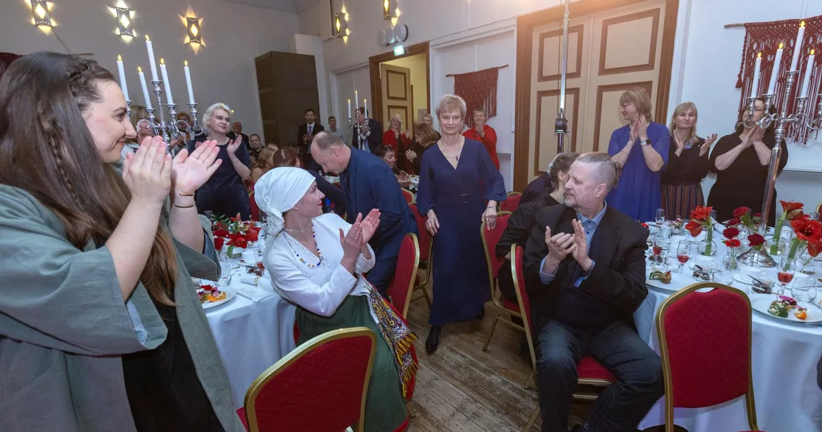 PÄRLIPIDU Laureaadid meenutasid peoõhtu tänukõnes kolleege, jauramit ja ...