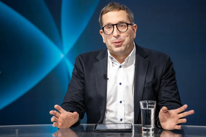 PEETER KOPPEL Muide, auto ei peagi lendama