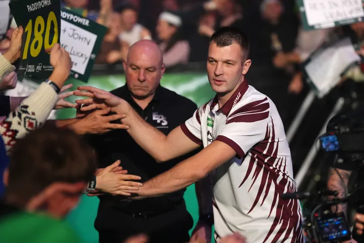 Razma iekļūst pasaules čempionāta trešajā kārtā