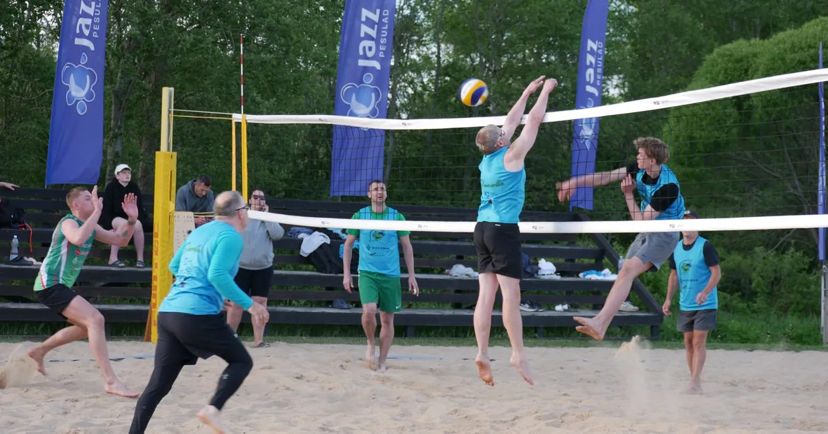 PILDID Suvevolle avas Paides sportliku rannahooaja