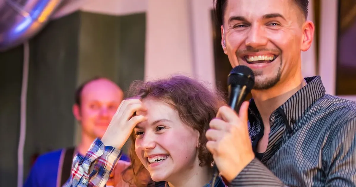 ISA JÄLGEDES Alika taustalauljana astus Eurovisioonil üles Lauri ...