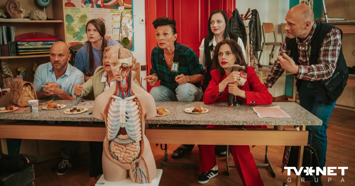 LŪSIS KOMENTĒ “Vecāku sapulce” – godīga recenzija komēdijai, kas nelika ...