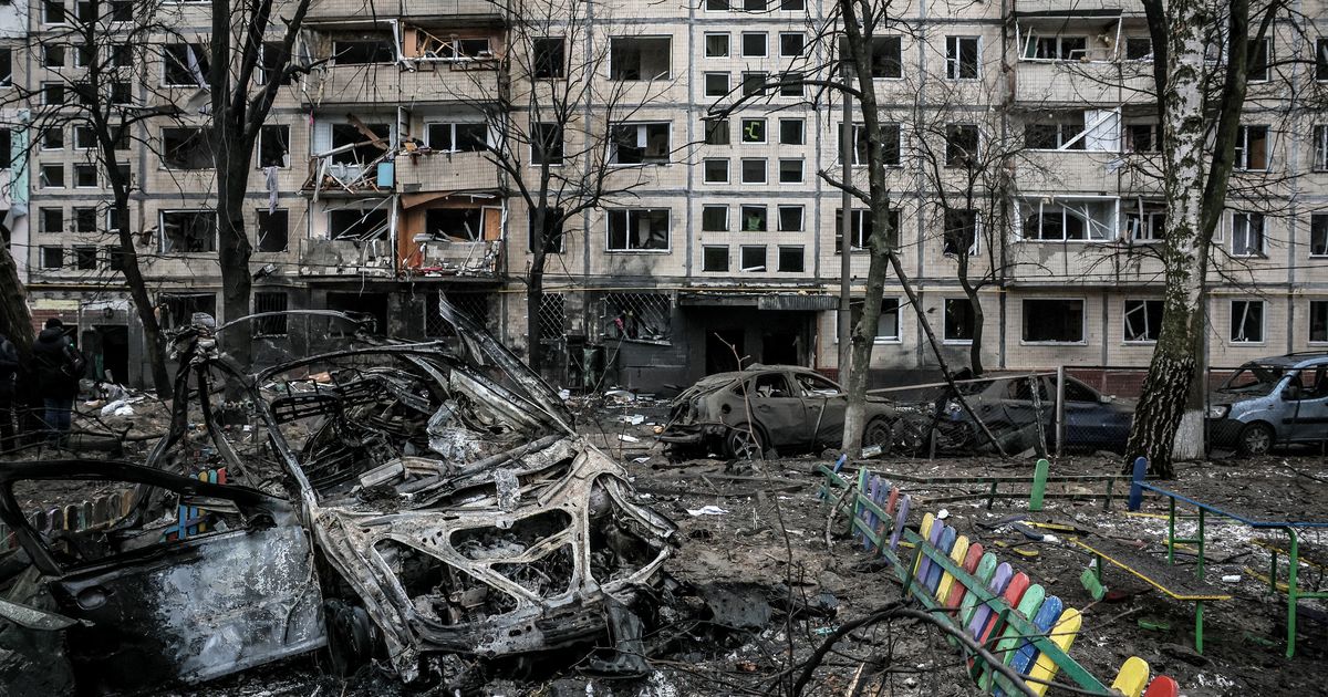 Больше 50 жителей Киева пострадали от новой ракетной атаки. Что известно