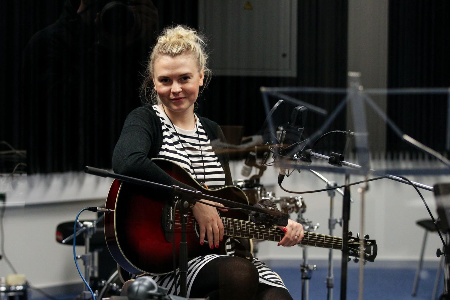 NUNNUD KLÕPSUD Näitleja Adeele Jaago naudib koos lastega suvemõnusid ...