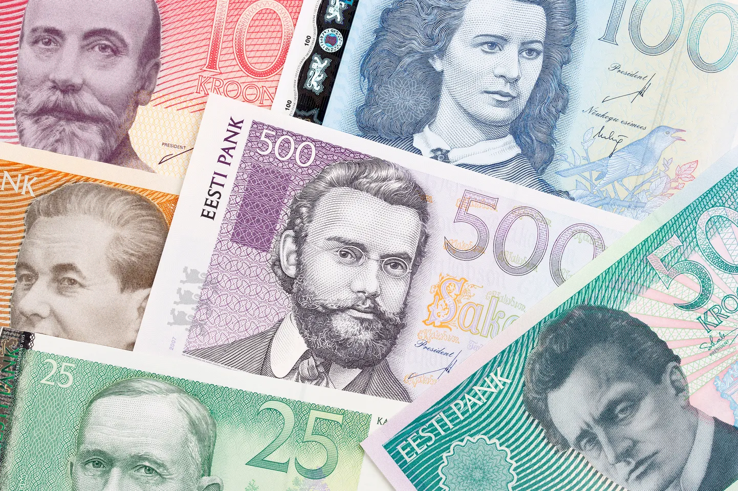 Kuld on Eesti Vabariigi kaks korda jalule aidanud