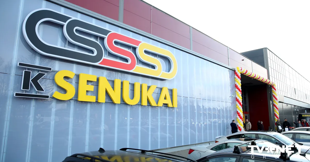 "K Senukai Ozols" veikalā pārdod globusus, kuros Krima šķietami pieder Krievijai. Uzņēmums preci ...