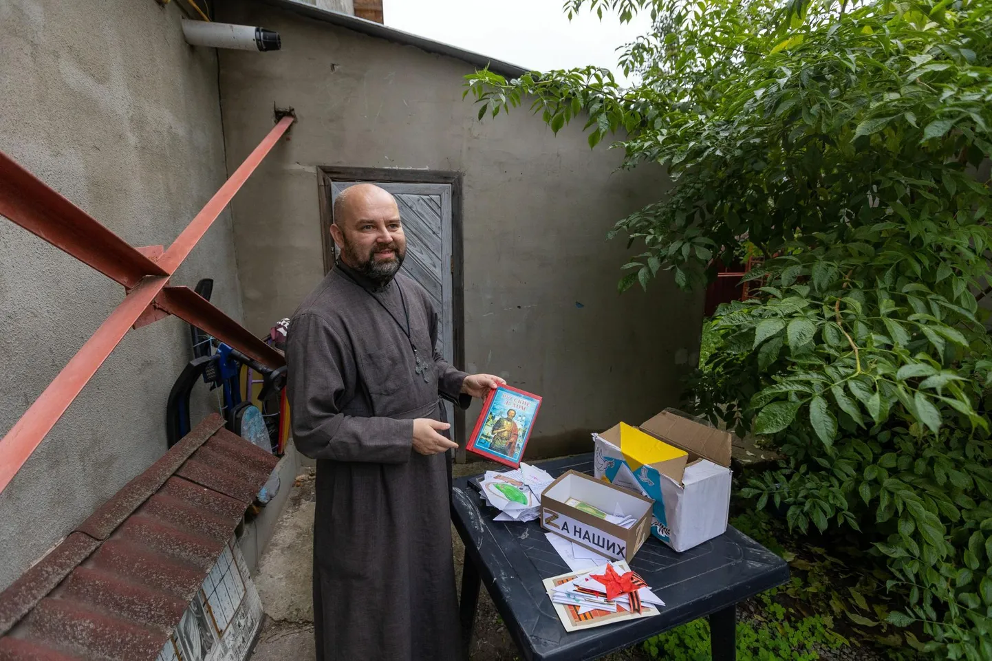 Vene laste kirjad oma sõduritele Ukrainas: «Kuidas sul läheb? Kas ilm ...