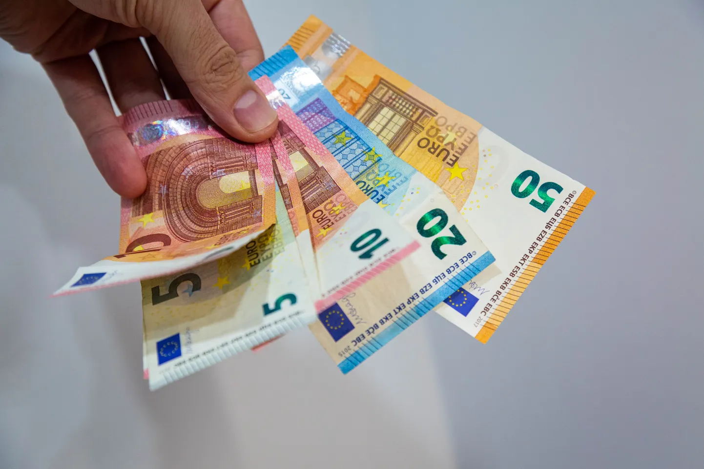 Pensionid tõusevad 2026. aastal 5,4% ja üksi elava pensionäri toetuse ...